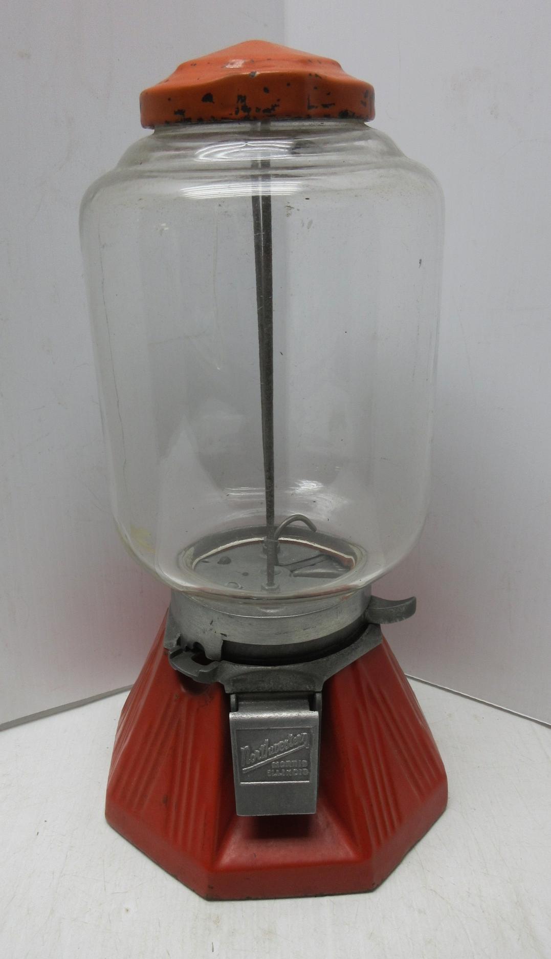 Albrecht Auctions | Northwestern Gumball Machine