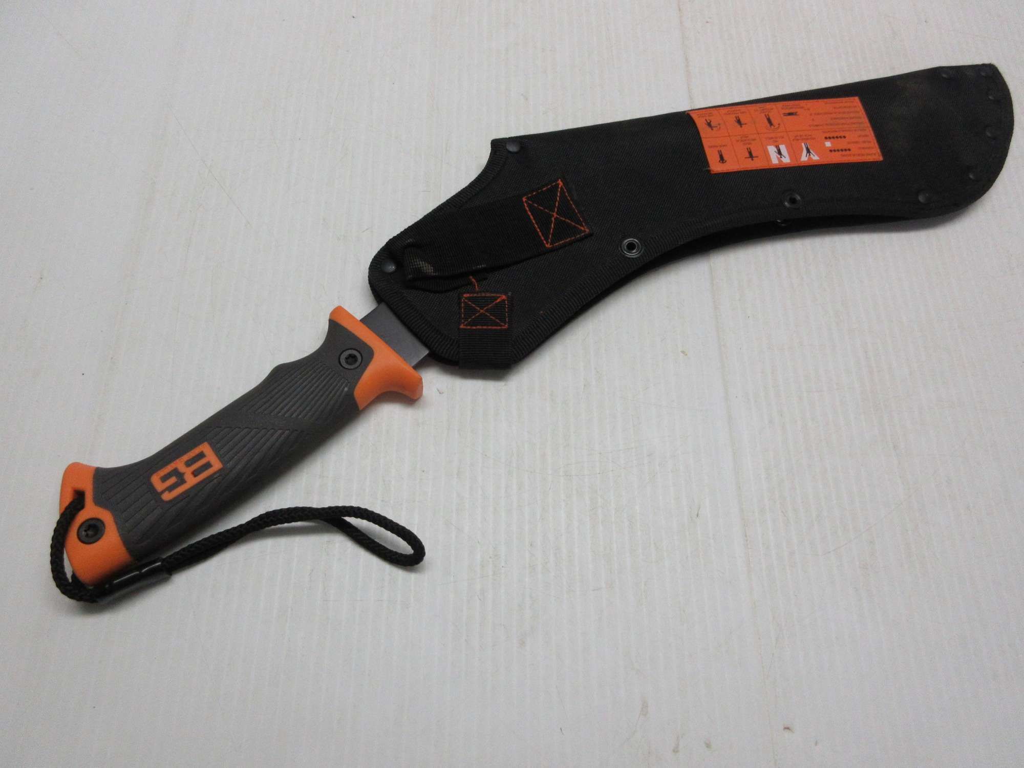 Albrecht Auctions | Gerber Bear Grylls Parang Machete with Sheath