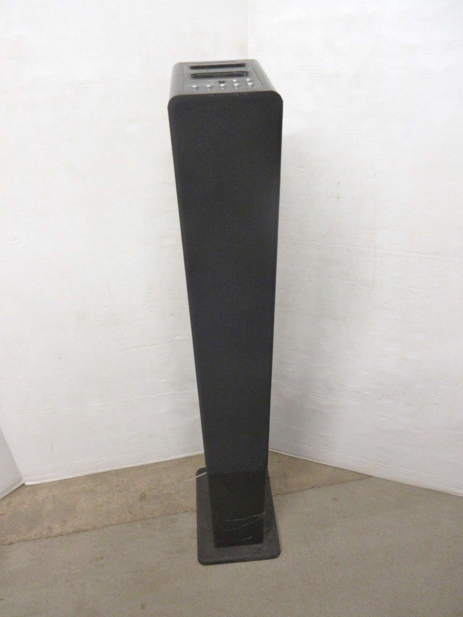 Albrecht Auctions | iCraig MP3/Aux Speaker Tower, Model CHT907