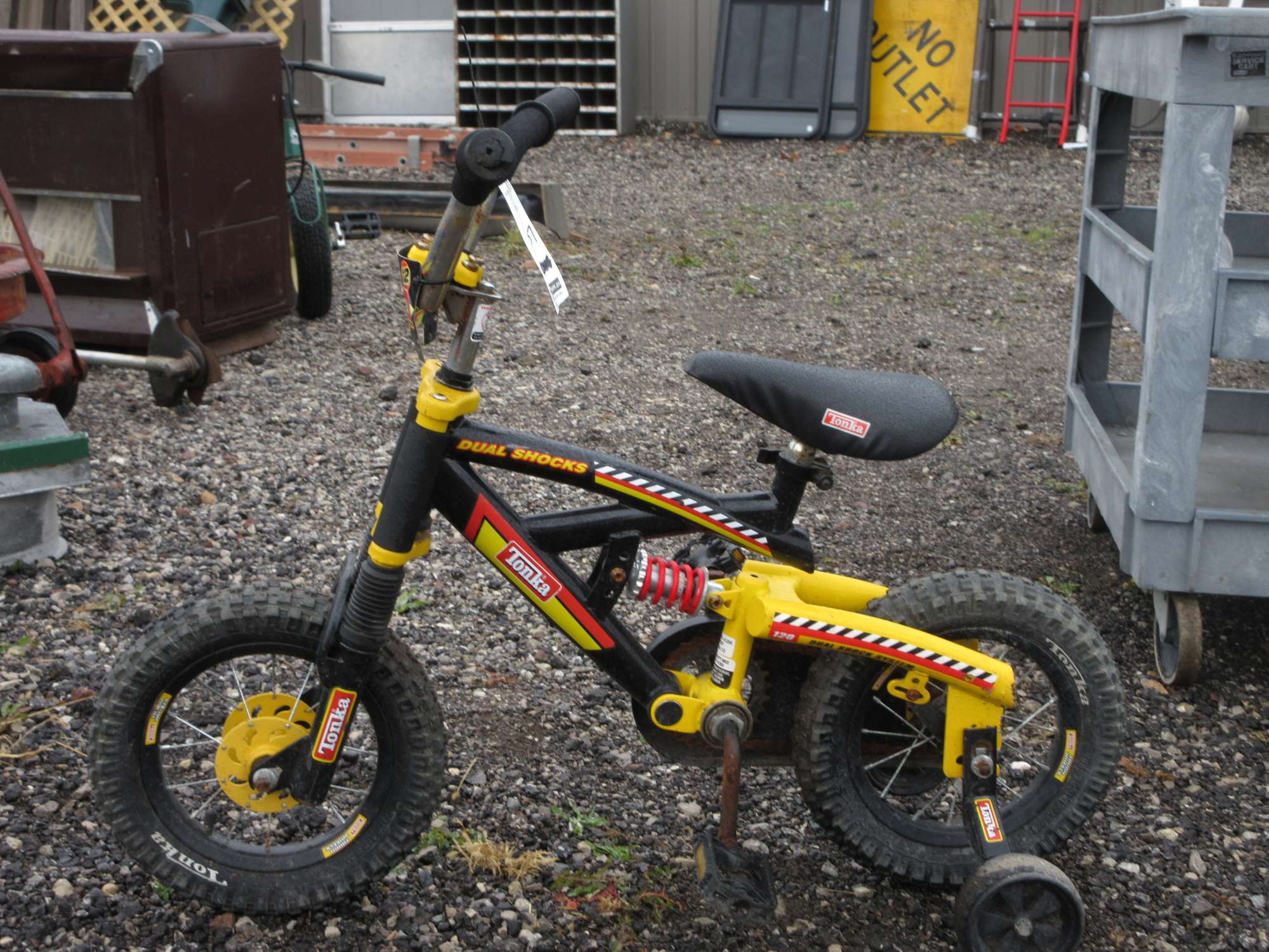 Albrecht Auctions | Tonka Kids 12" Pedal Bike