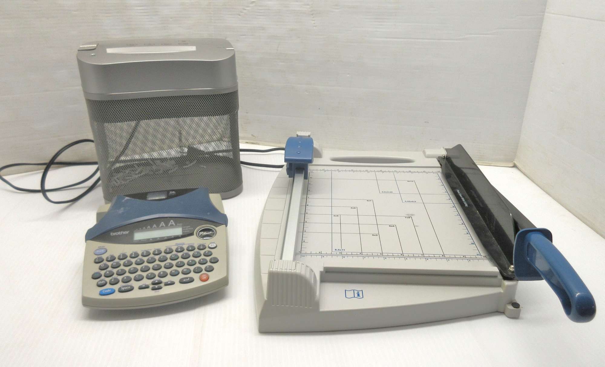 Albrecht Auctions | Paper Cutter, Paper Shredder, and Label Maker