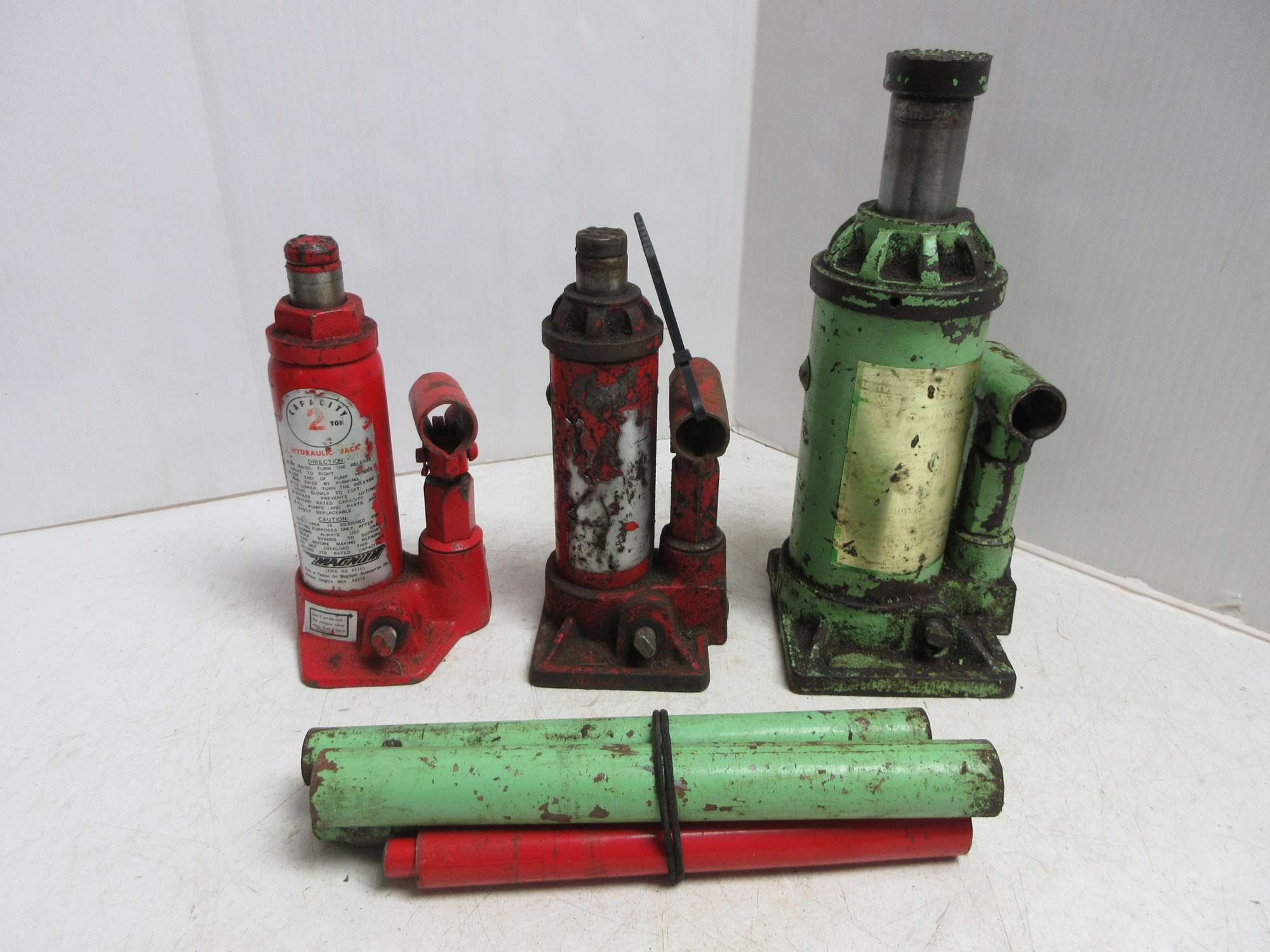 Albrecht Auctions | (3) Hydraulic Jacks: Two- 2-Ton and One- 5-Ton Jack ...