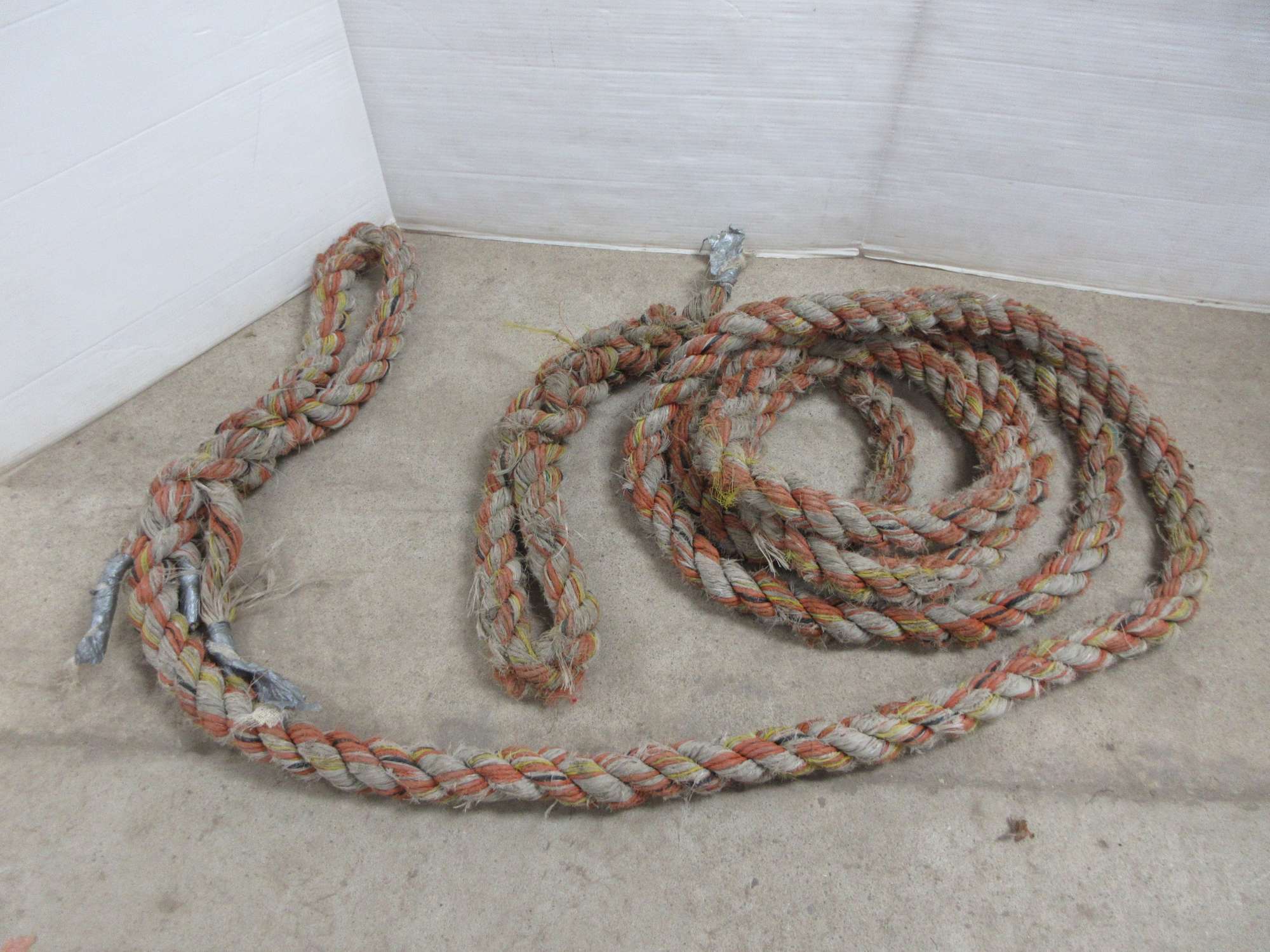 Albrecht Auctions | 25' Heavy Duty Tow Rope, Long/Tie-Off Rope