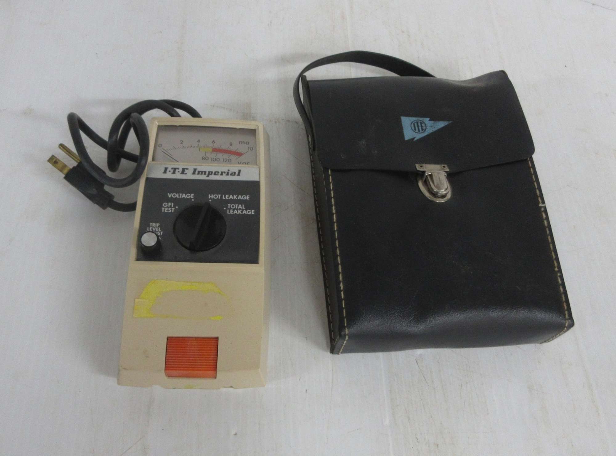 Albrecht Auctions | ITE Imperial Ground Fault Tester