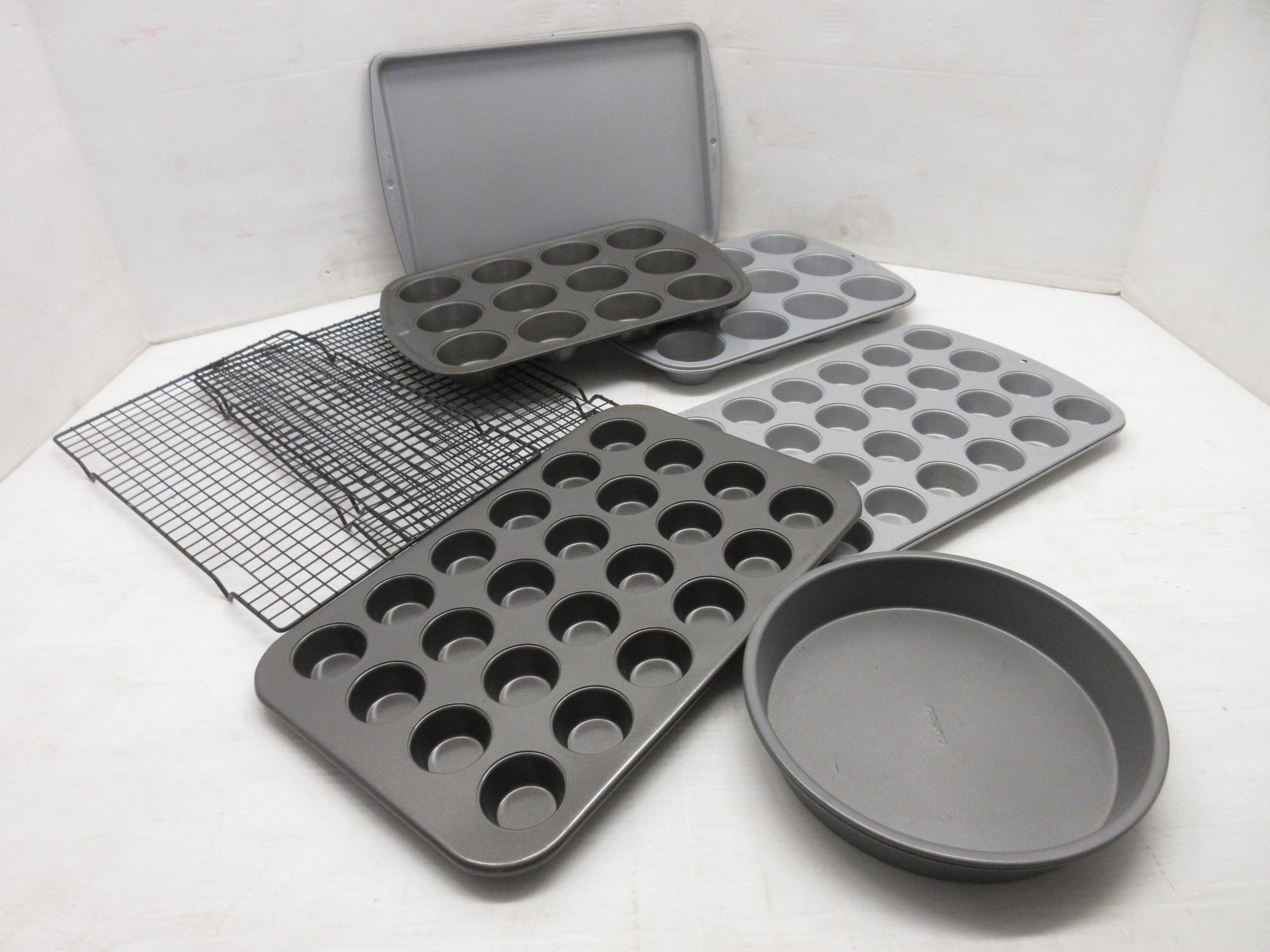 Albrecht Auctions | Baking Pans, Include: (2) Chefmate Pie Pans, (2 ...