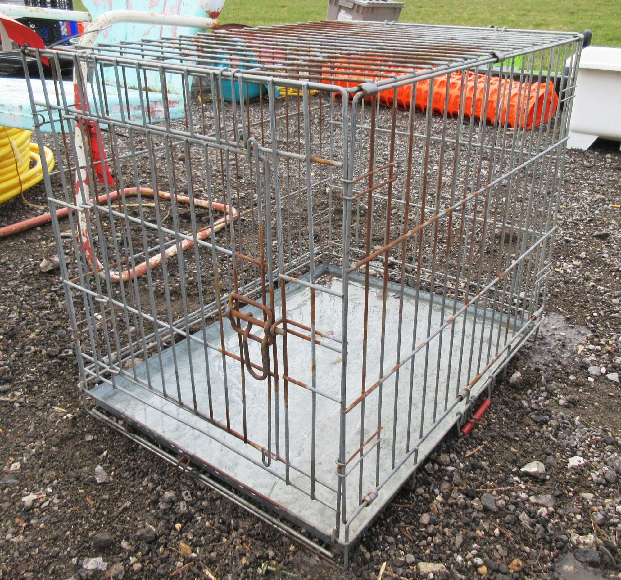 Albrecht Auctions | Animal Cage