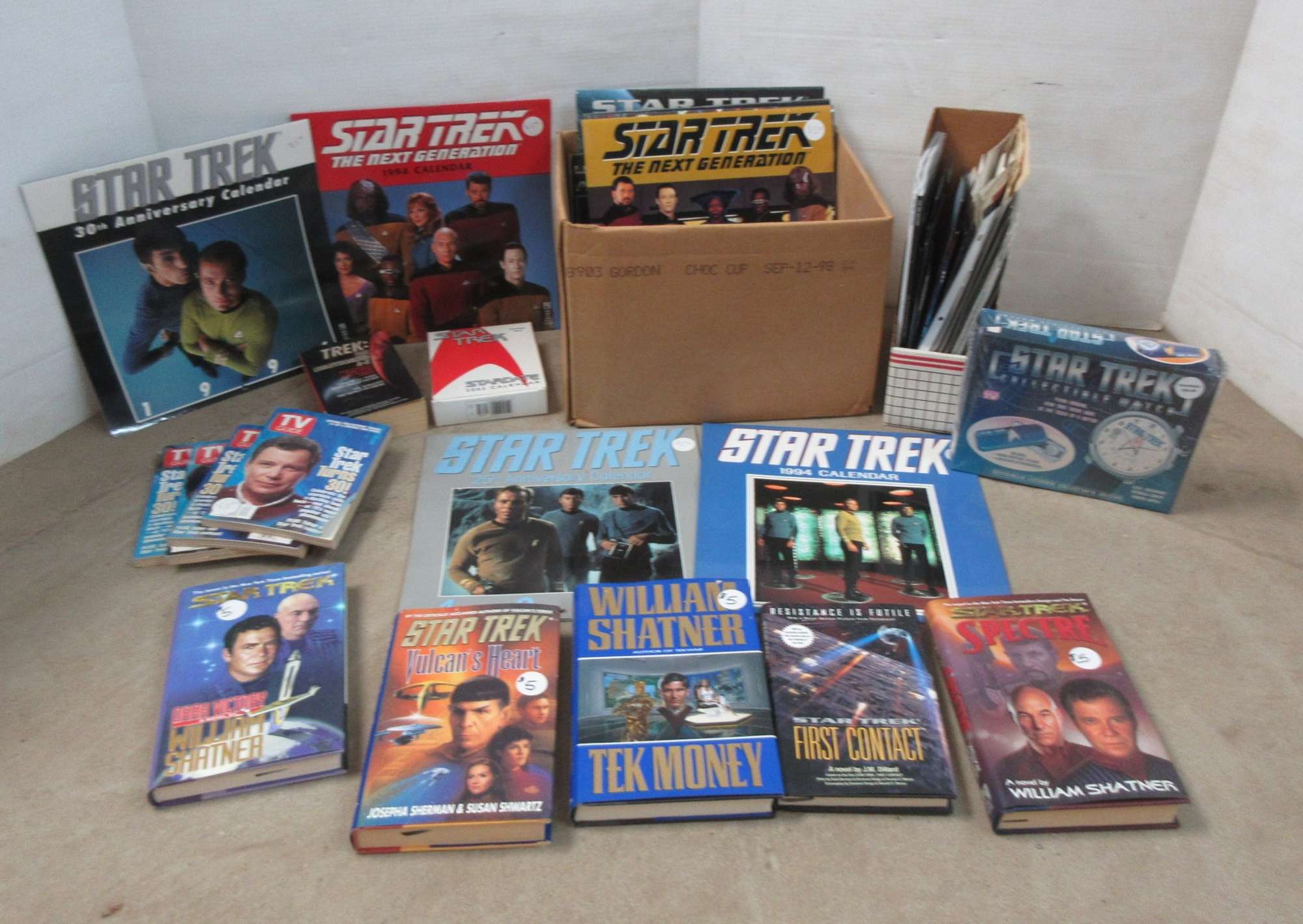 Albrecht Auctions | Various Star Trek Collectibles, Include: (5 ...
