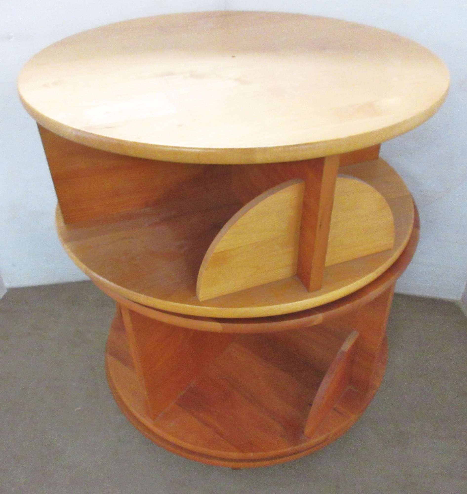 Albrecht Auctions | Round Movable Bookcase