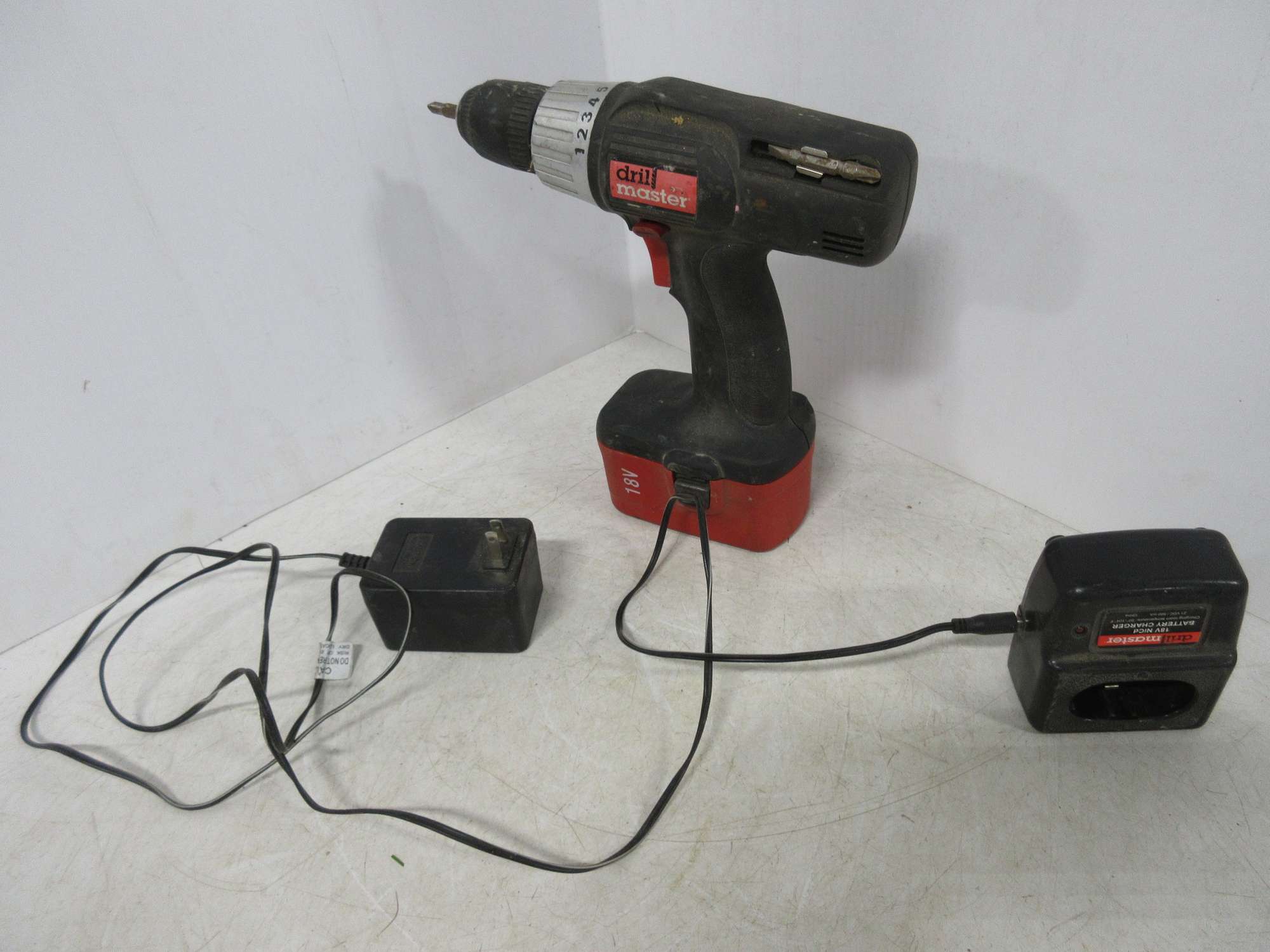 Albrecht Auctions | Drill Master 18V Cordless Drill with Charger and ...