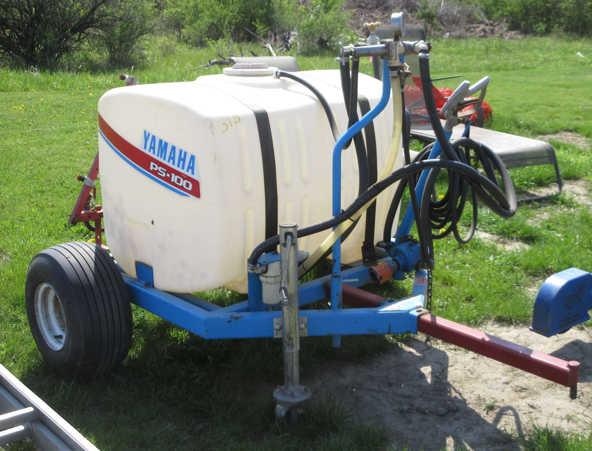 Albrecht Auctions | 100-Gallon Pull Behind Sprayer, 8' Spray Width ...