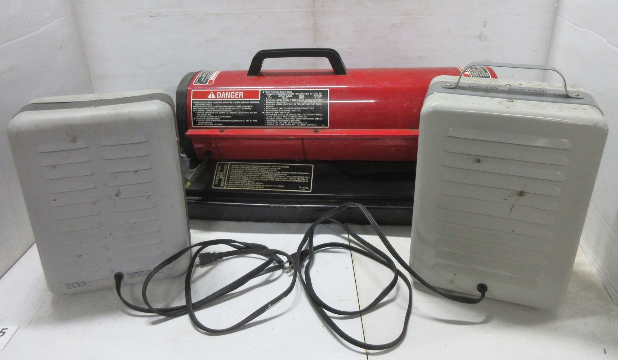 Albrecht Auctions | Toro Heater and (2) Small Heaters