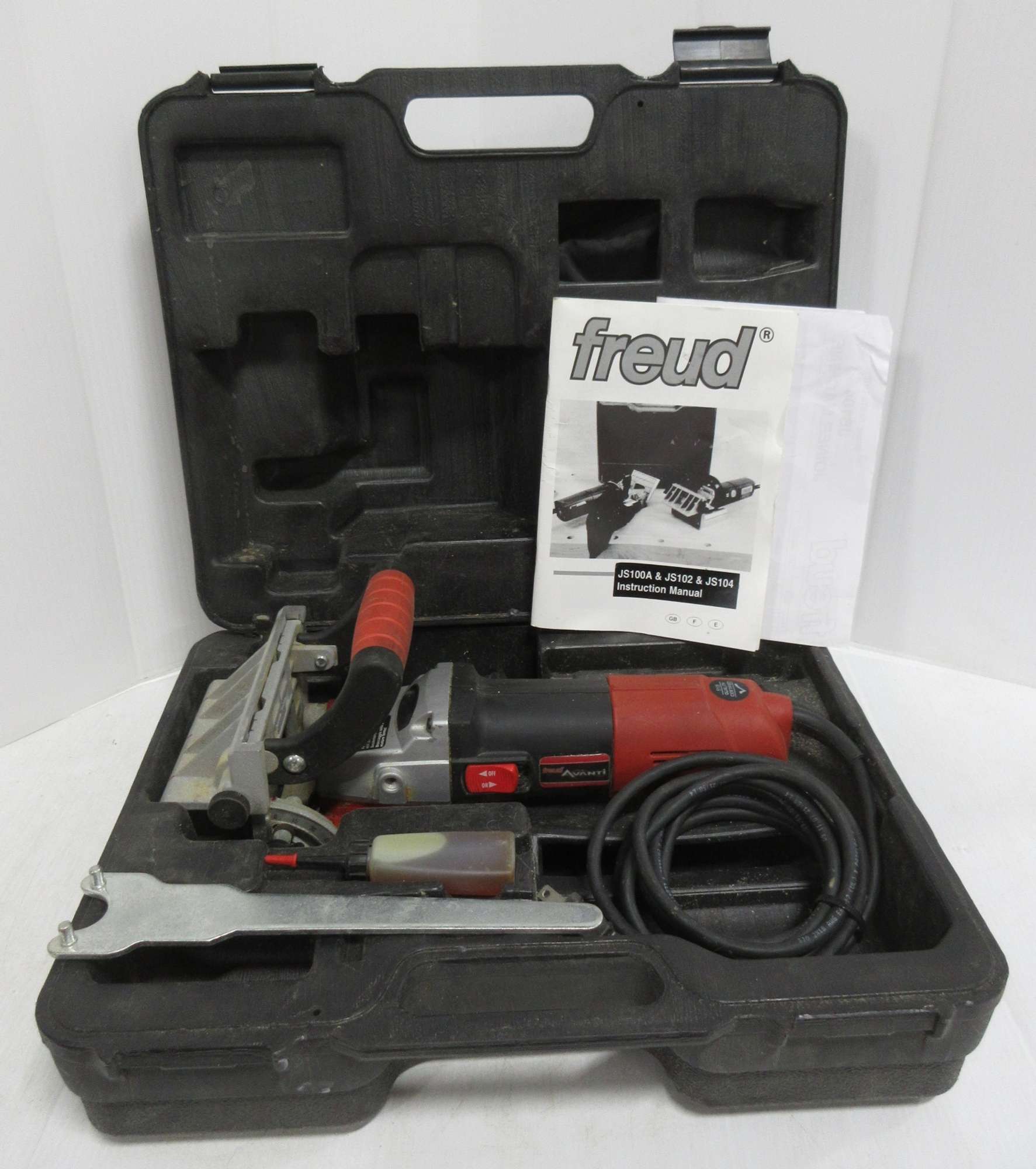 Albrecht Auctions | Freud Joiner with Case