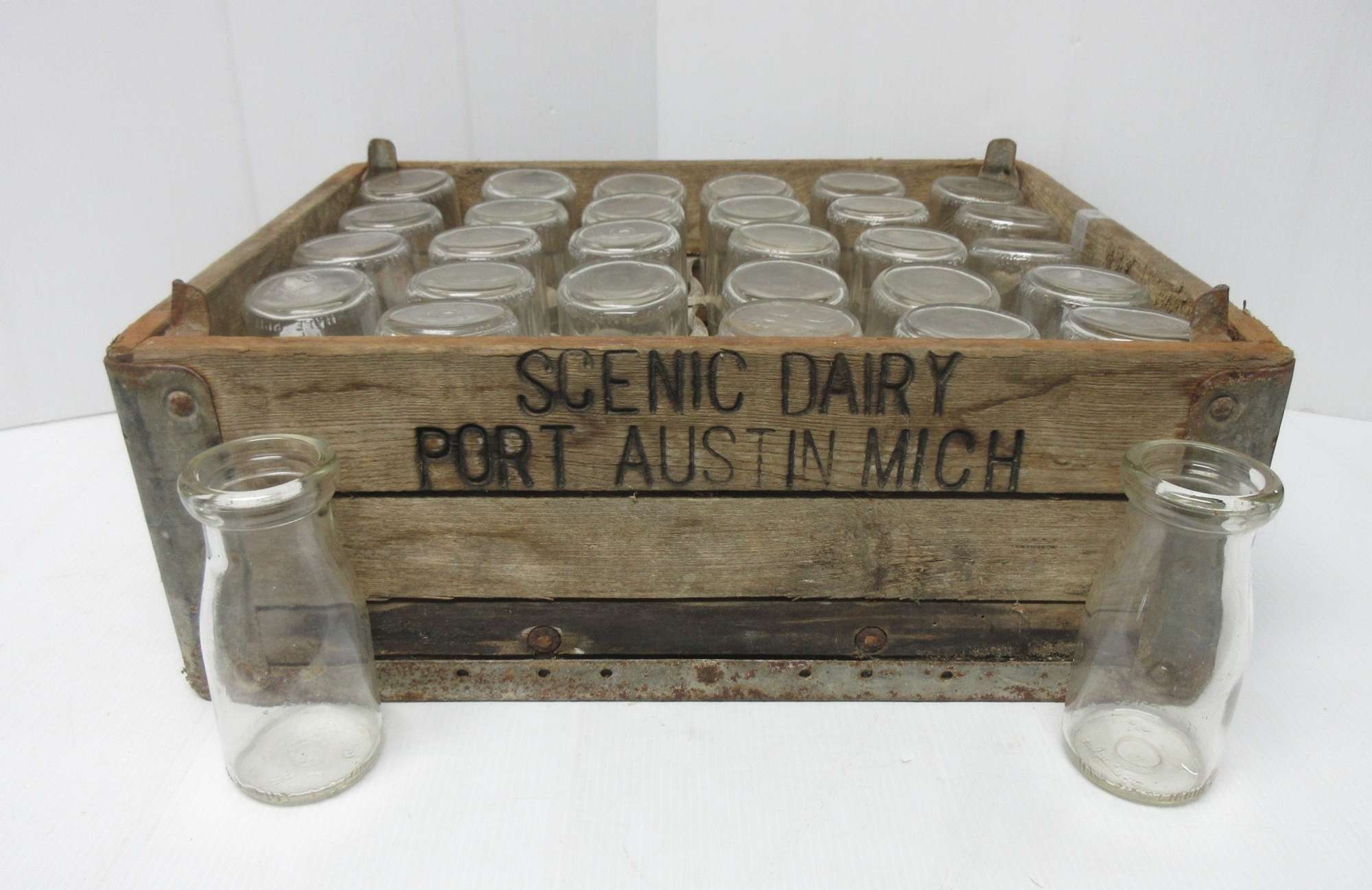 Albrecht Auctions | Scenic Dairy Wood and Metal Milk Case Filled with ...