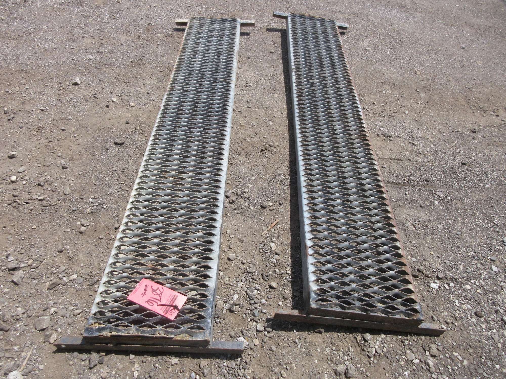 Albrecht Auctions | Steel Car Ramps