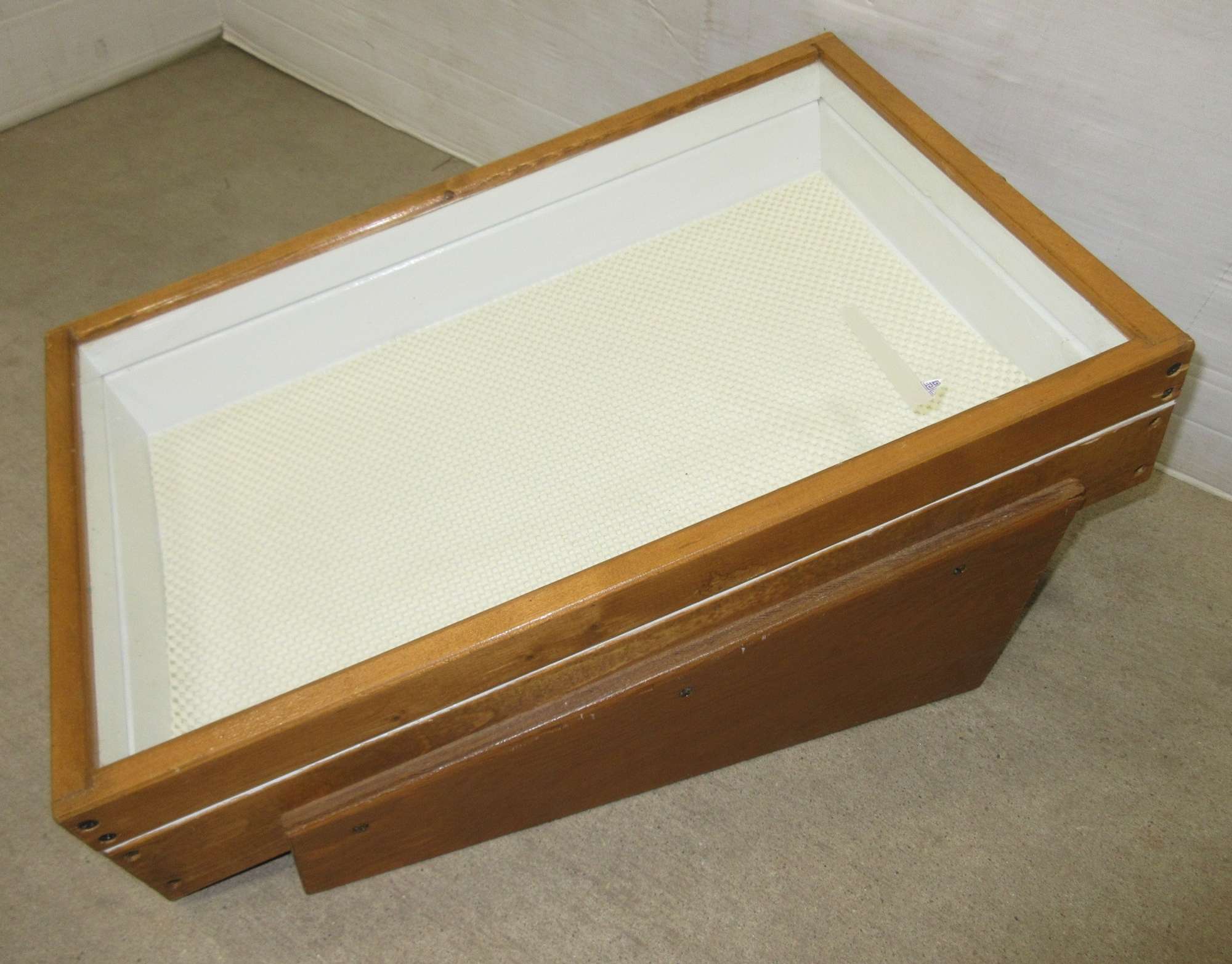 Albrecht Auctions | Display Case with Hasp for Locking