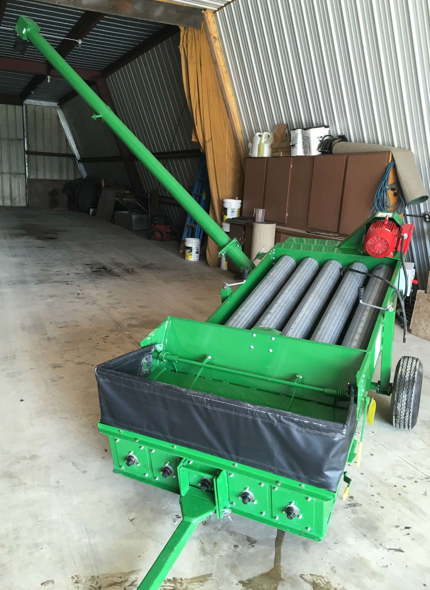 Albrecht Auctions | Kwik-Kleen Grain Cleaner, 5 HP Single-Phase Motor ...