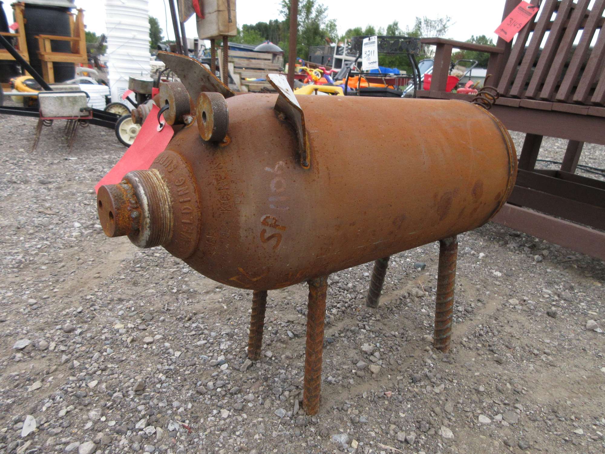 Albrecht Auctions | Metal Pig Yard Art