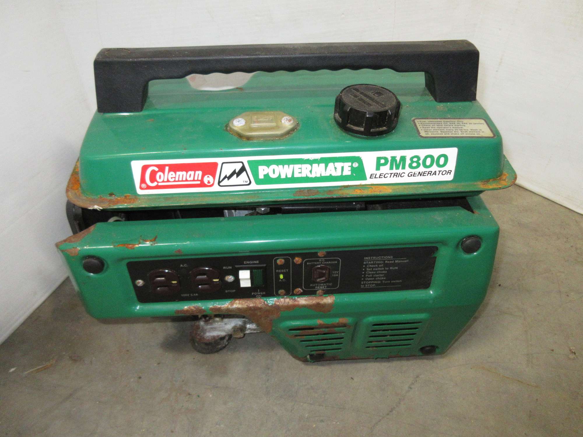 Albrecht Auctions | Coleman Powermate PM 800 Electric Generator