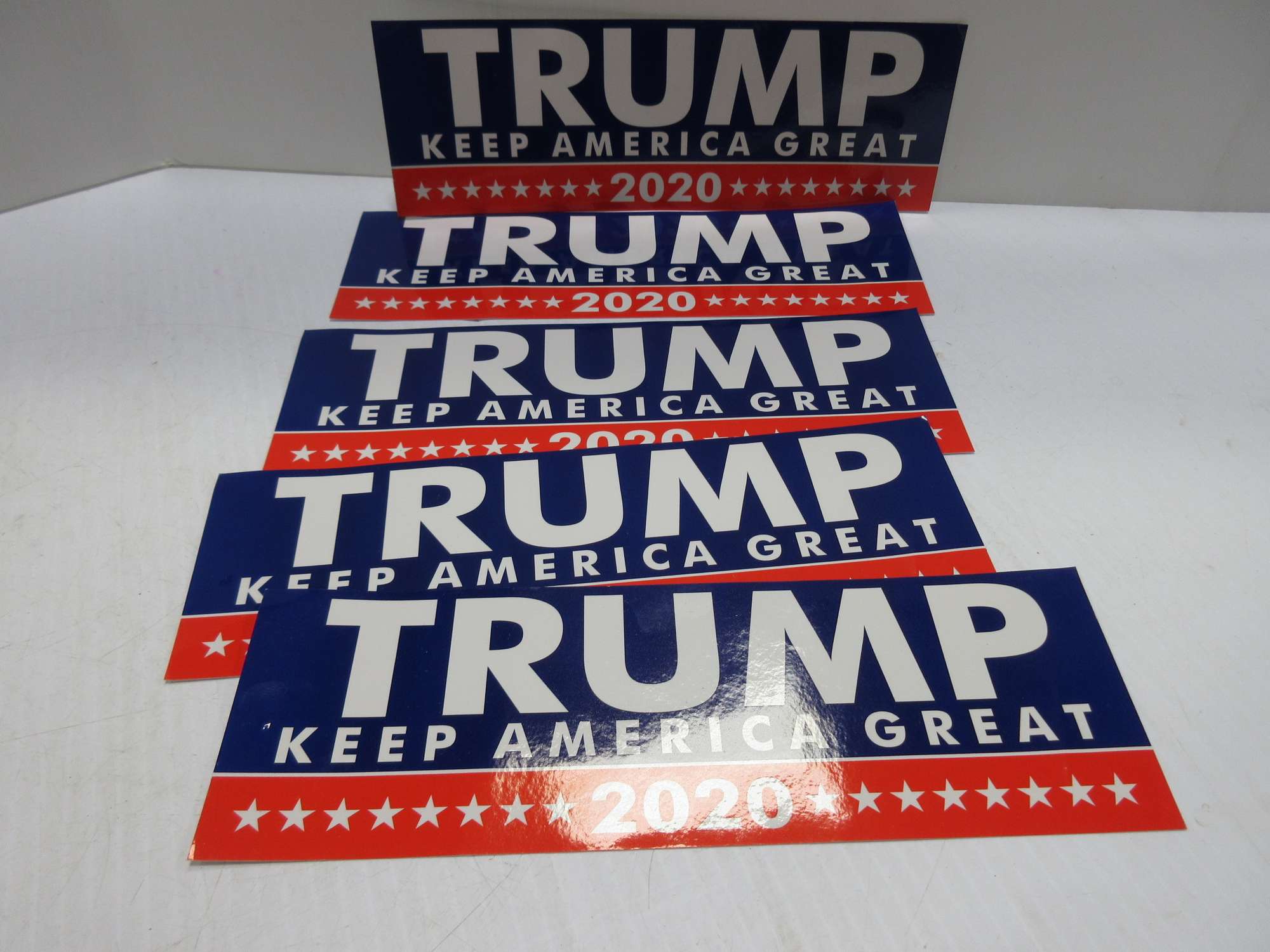 Albrecht Auctions | (5) Trump 2020 Campaign Bumper Stickers