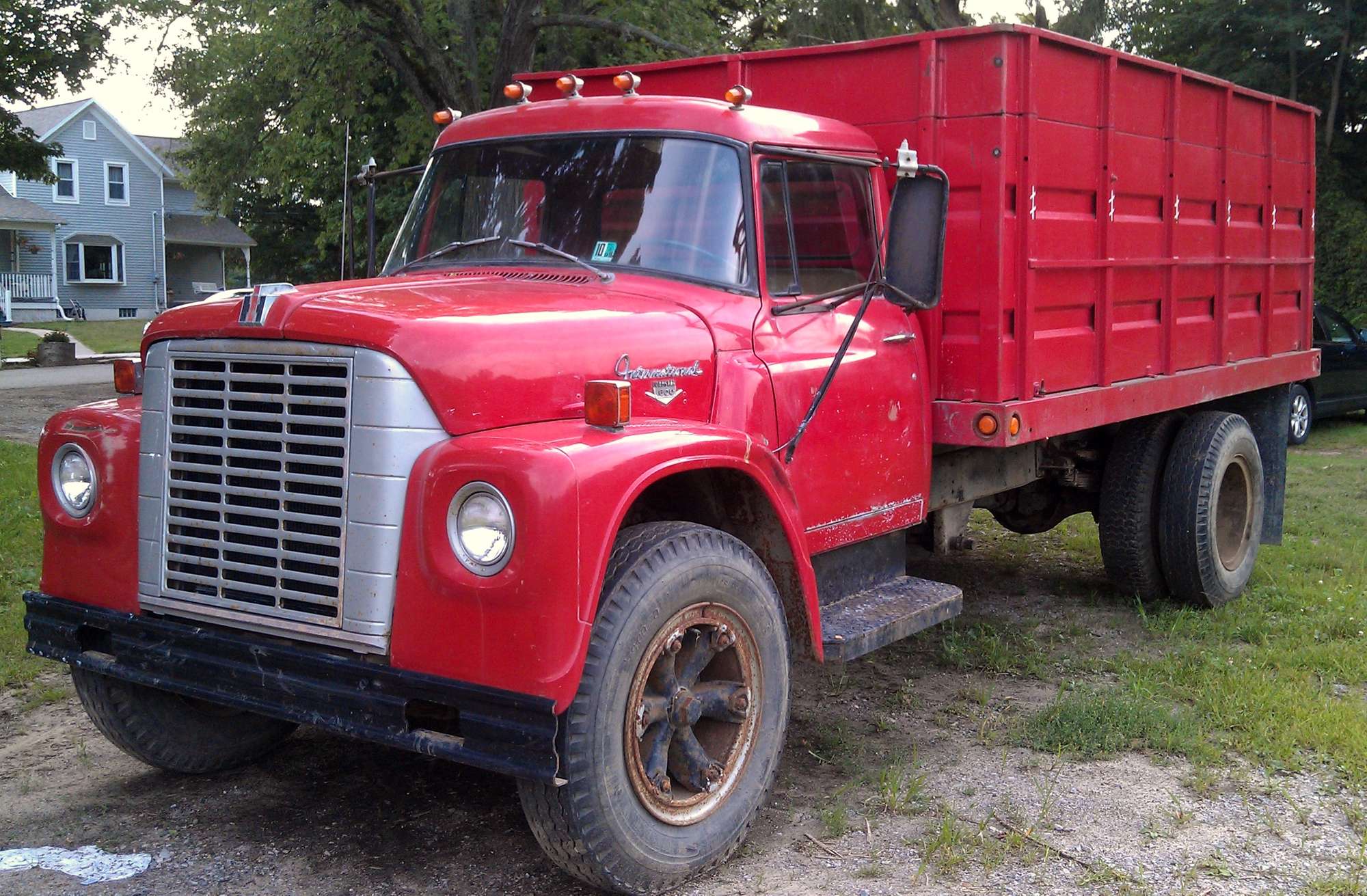 International Loadstar 1600