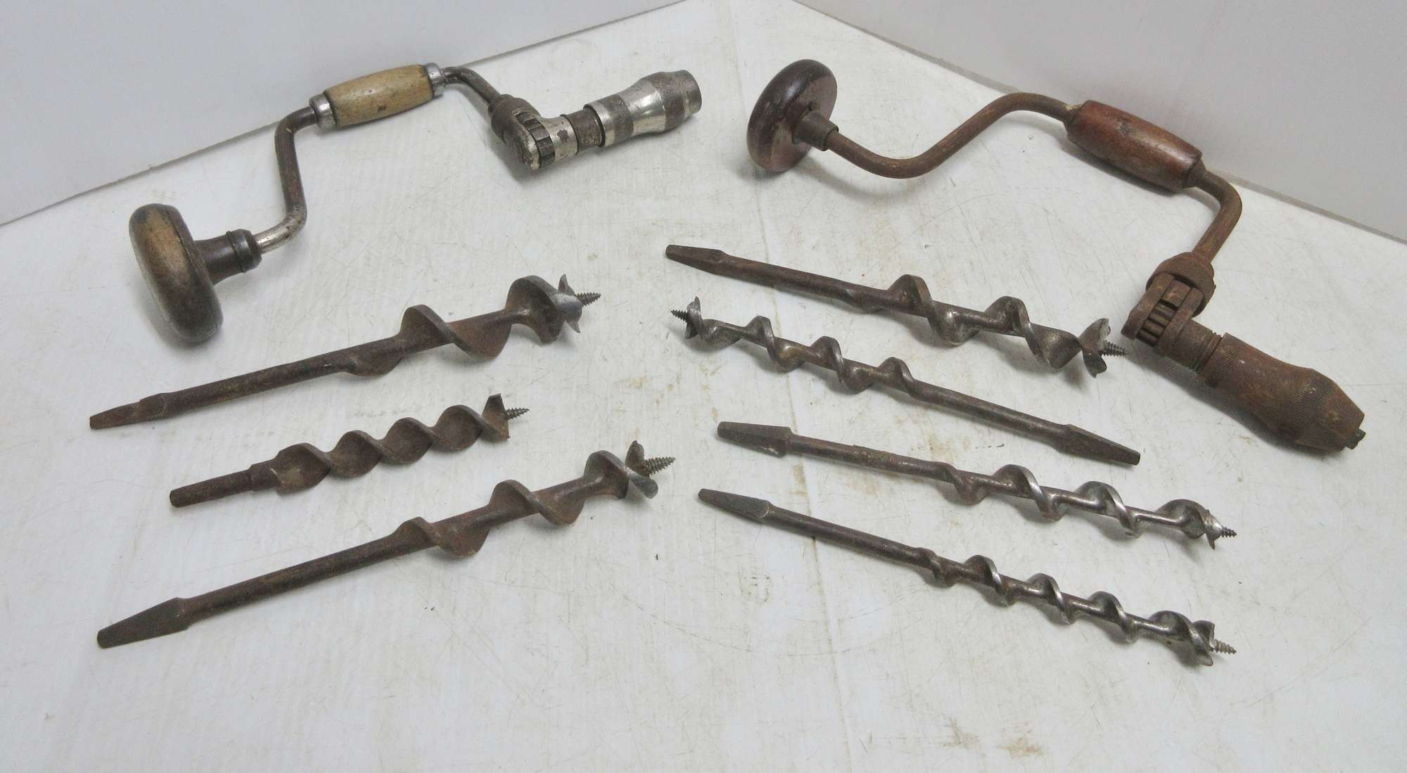 Albrecht Auctions | (2) Wood Boring Braces with (7) Auger Bits