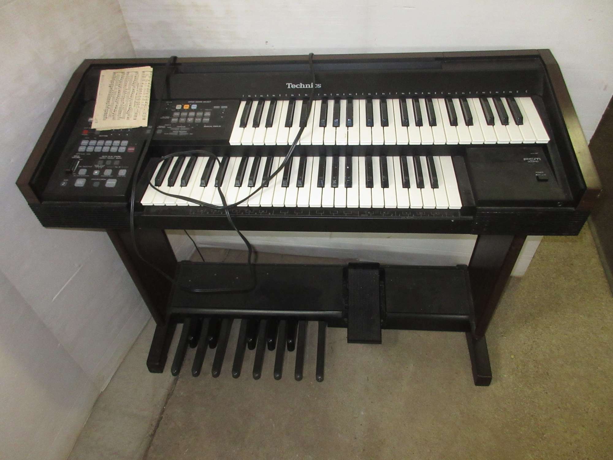 Albrecht Auctions | Technics Electric Organ, Mod SC-EN1