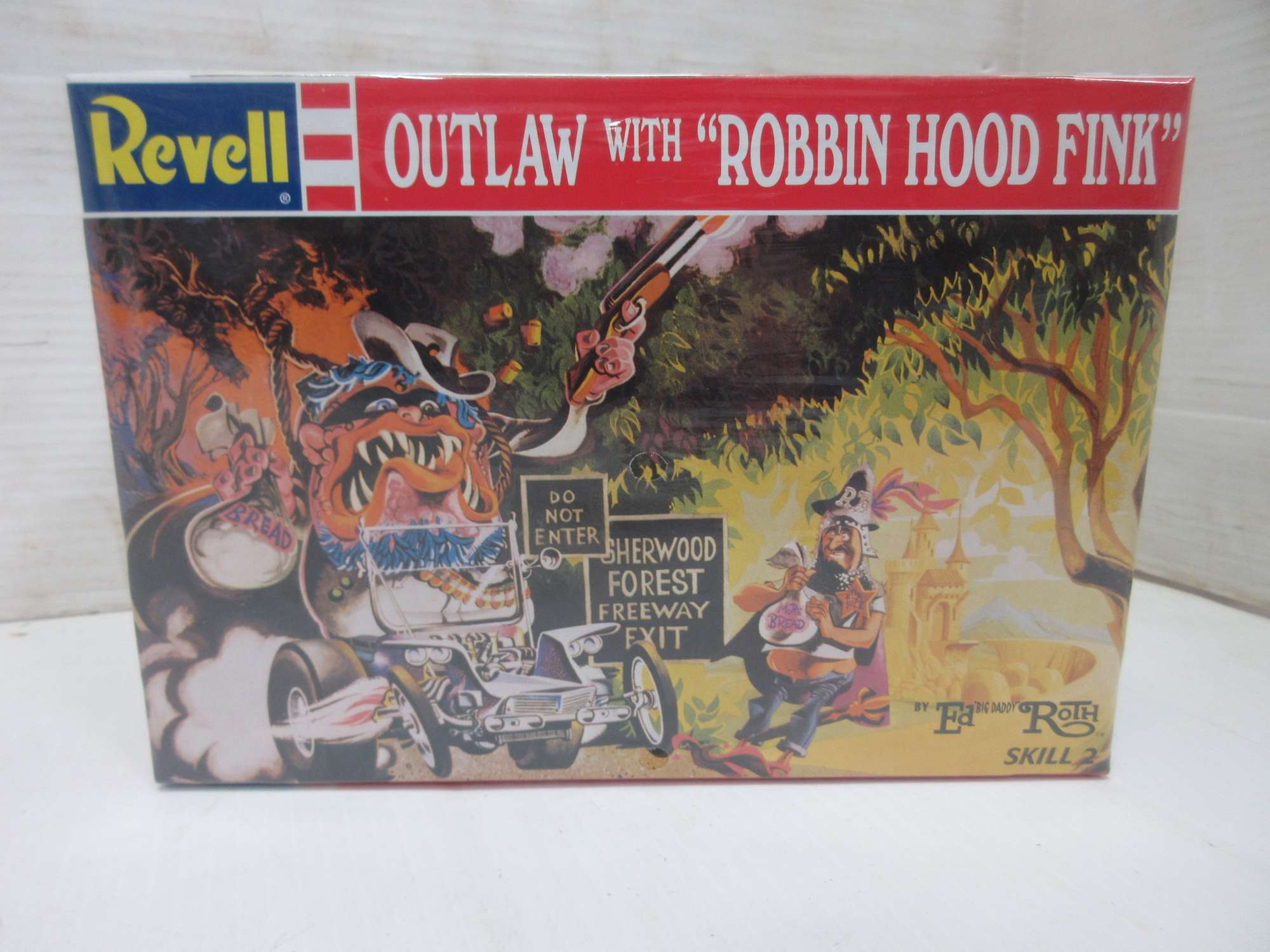 Albrecht Auctions | Revell Ed "Big Daddy" Roth Outlaw with Robin Hood ...