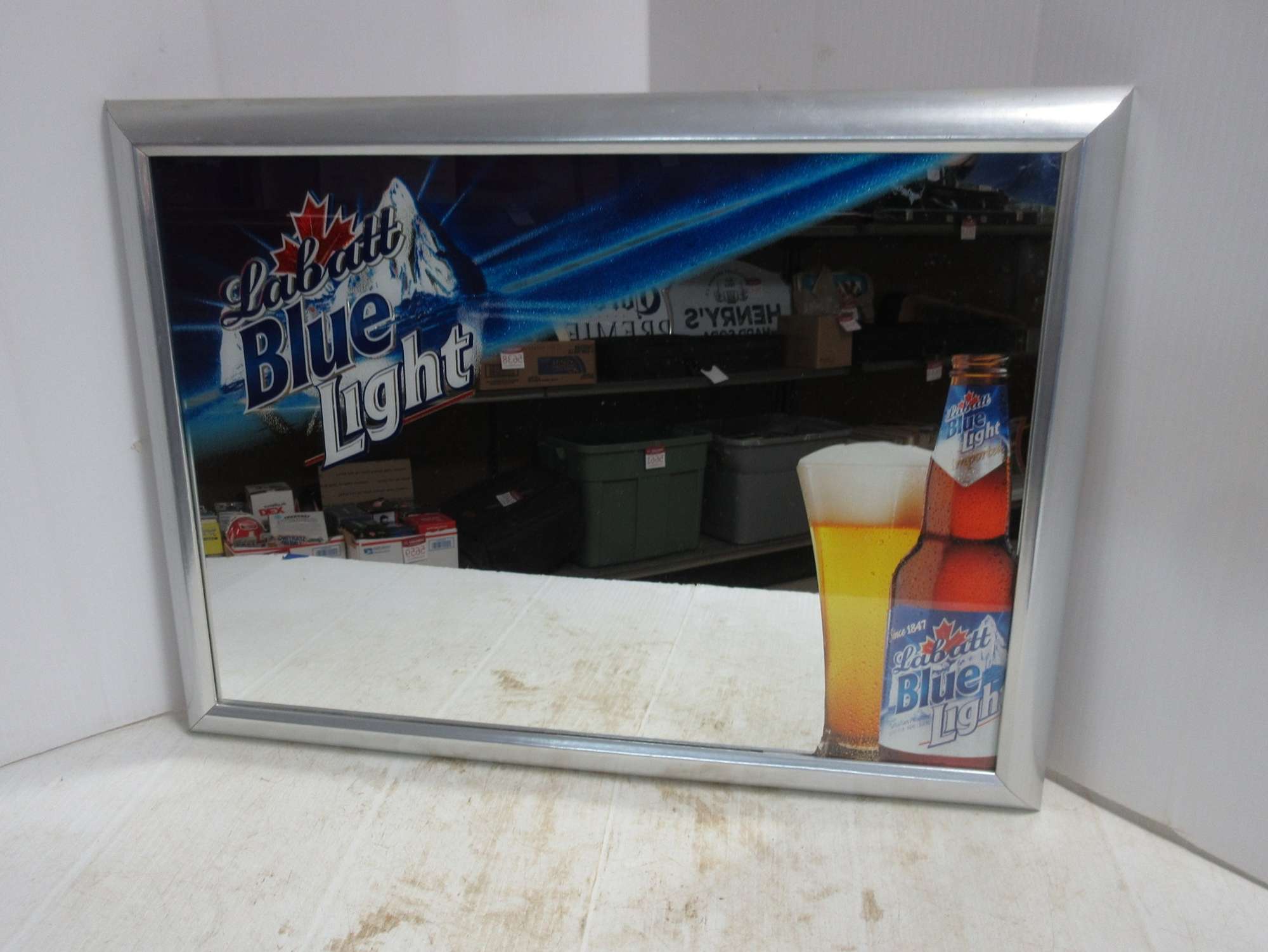 Albrecht Auctions | Labatt Blue Light Mirror