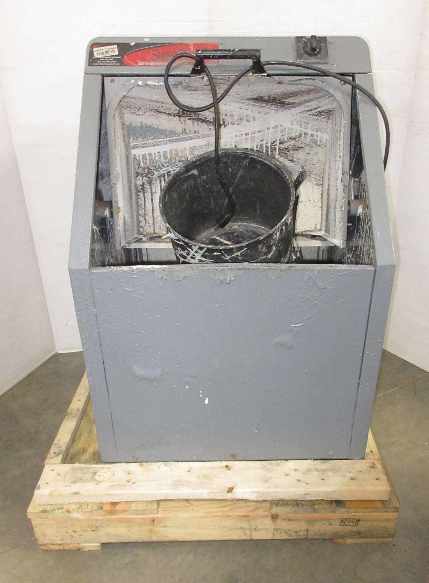 Albrecht Auctions | Five-Gallon Paint Shaker