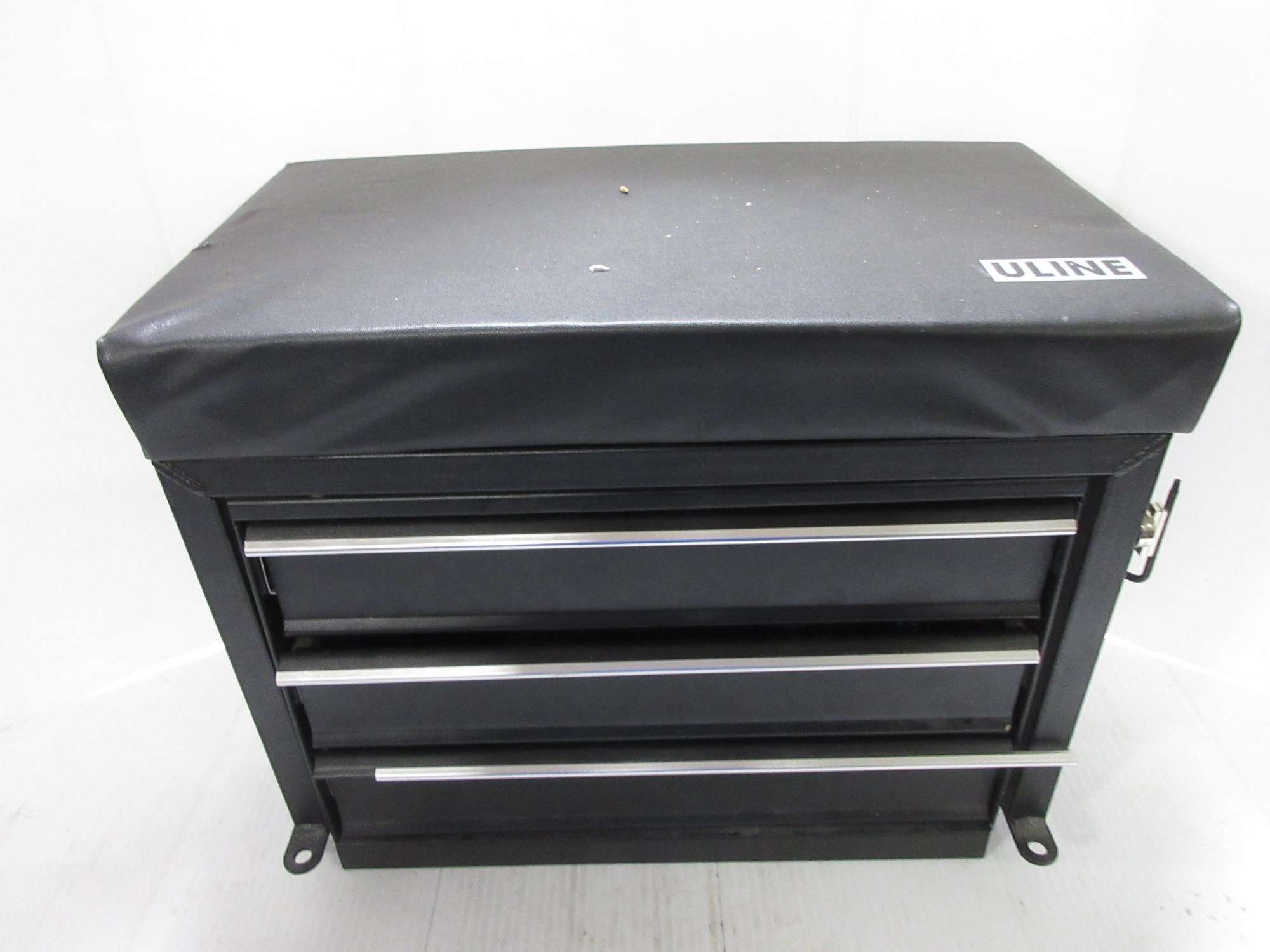 Albrecht Auctions | Uline Tool Box with Tools