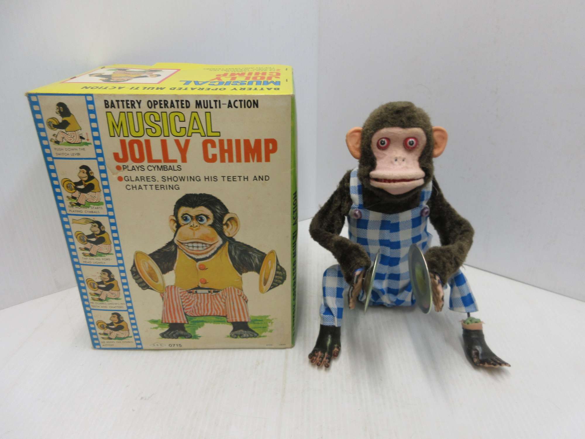 Albrecht Auctions | Old Battery Operated Musical Jolly Chimp in ...