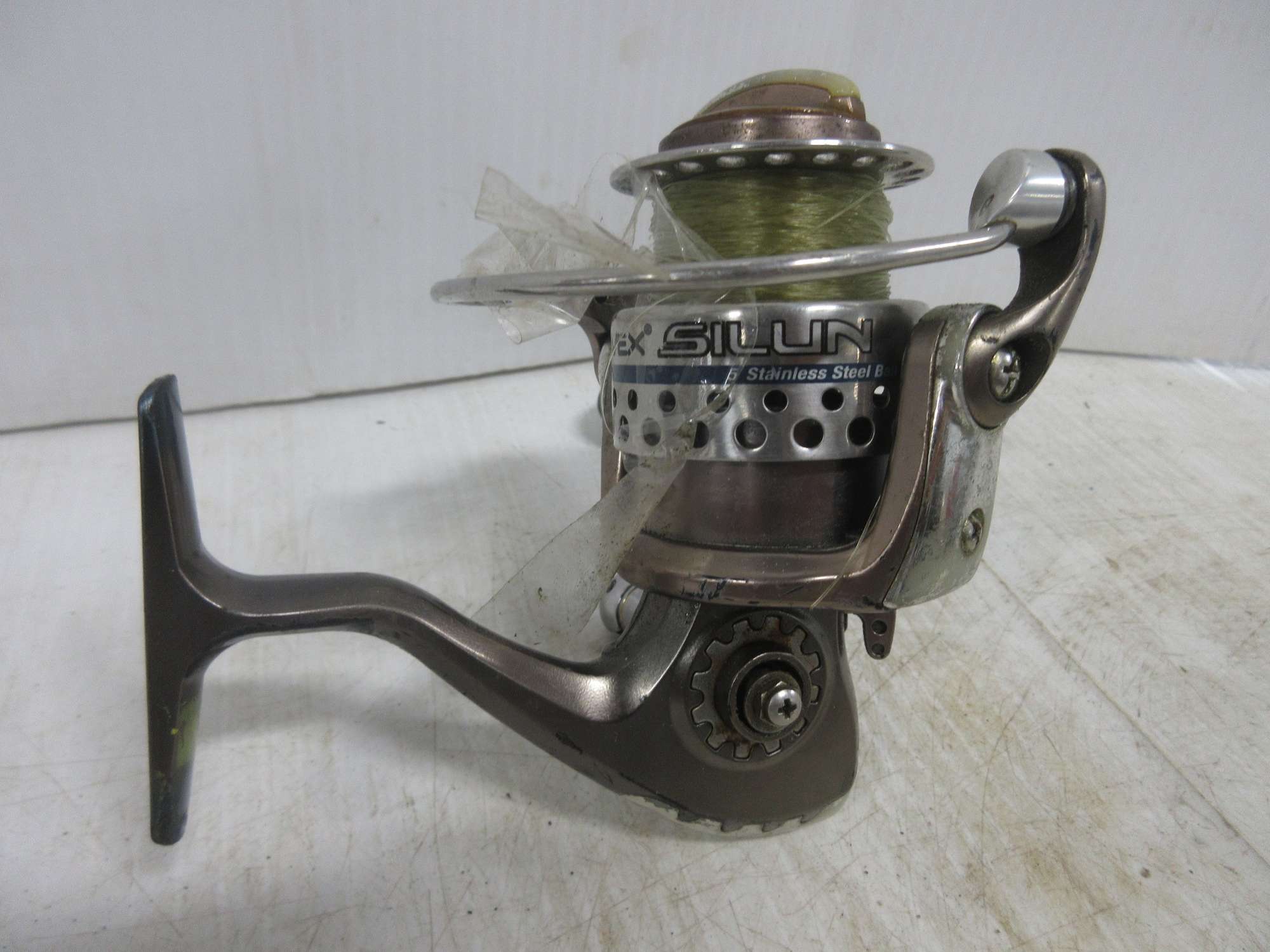 Albrecht Auctions | Rovex Silun 2000, Infinite Anti-Reverse Reel, Five ...
