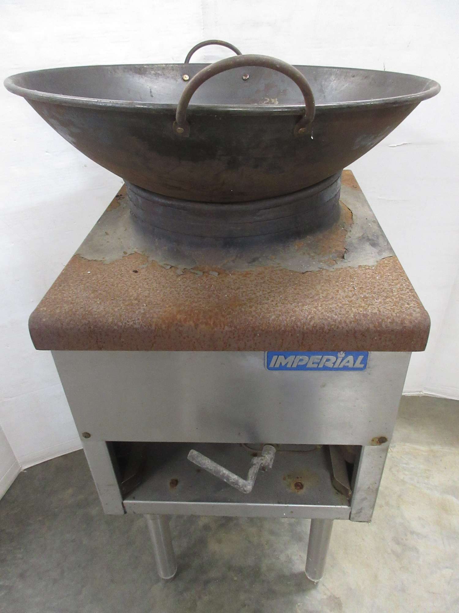 Albrecht Auctions | Imperial Natural Gas Wok, Model No. ISP-J-W13