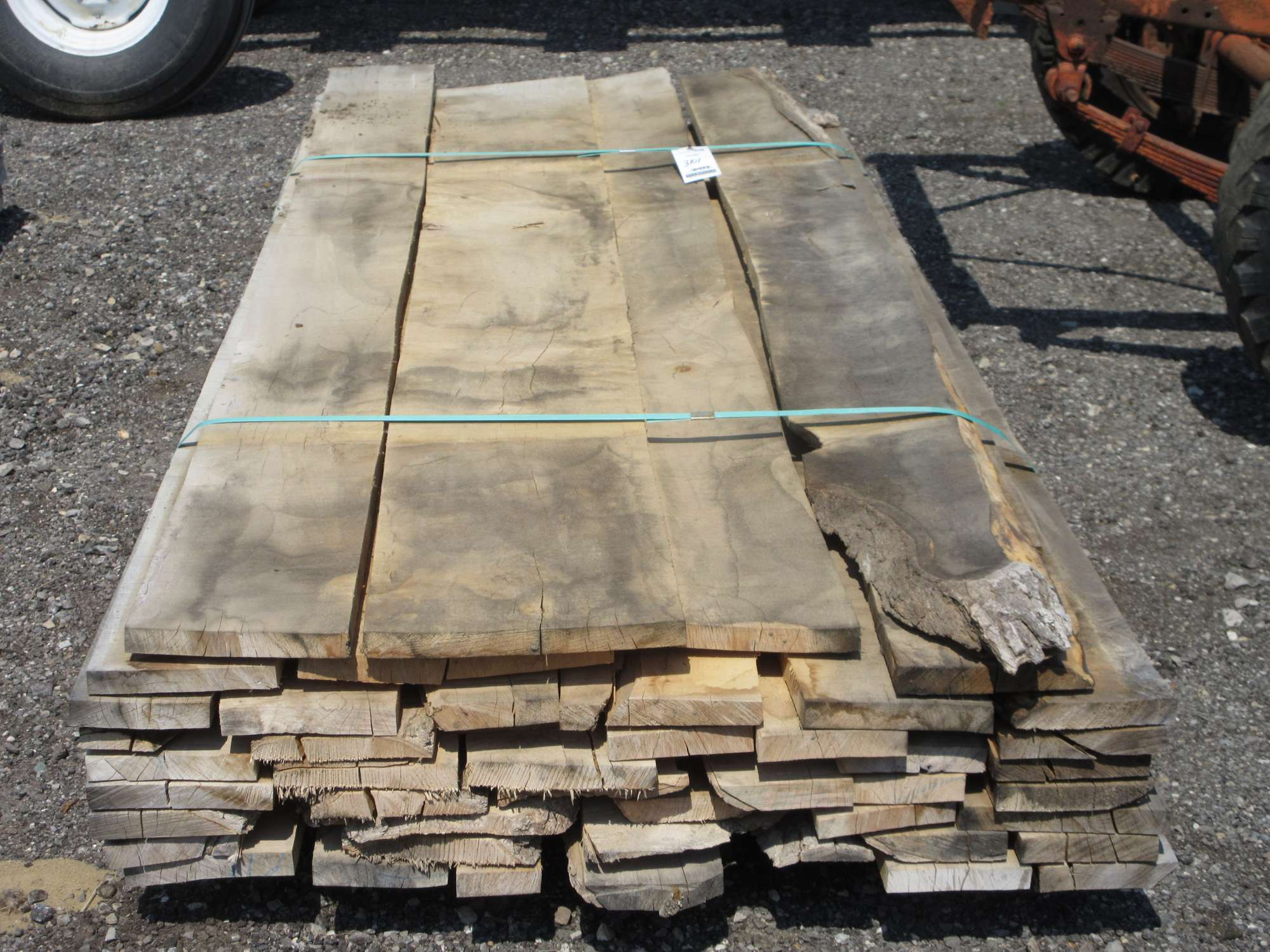 Albrecht Auctions | Rustic Maple Boards, Approx. 250 Board Feet