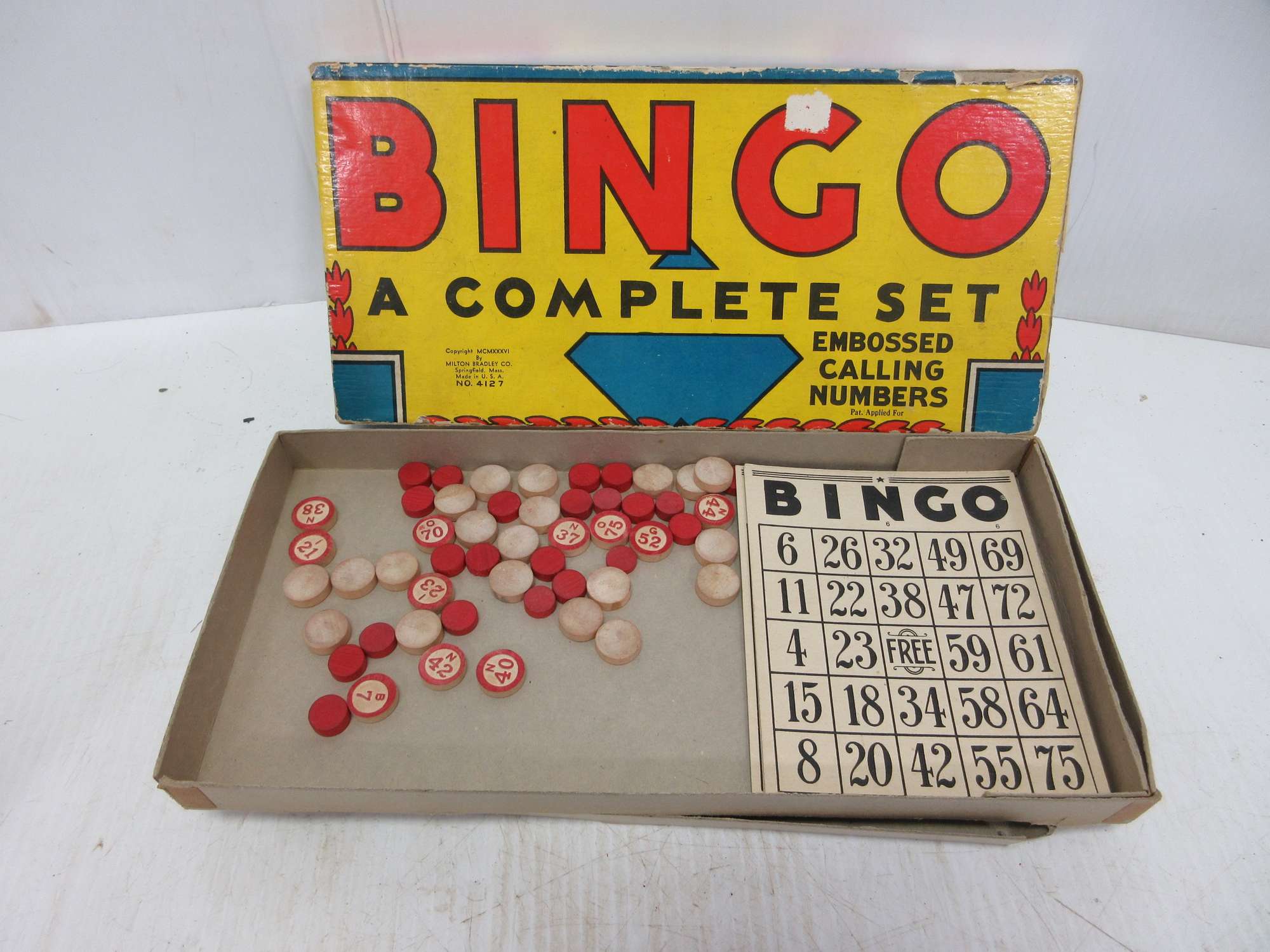 Albrecht Auctions | Older Bingo Game, Cards and Pieces Included