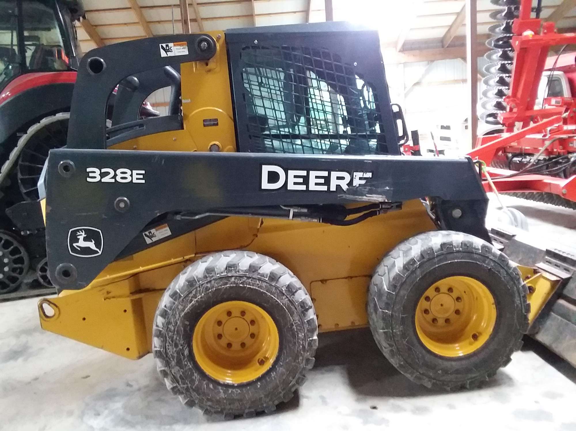 Albrecht Auctions | 2014 John Deere 328E Skid Steer, (3715 Hours), 2 ...