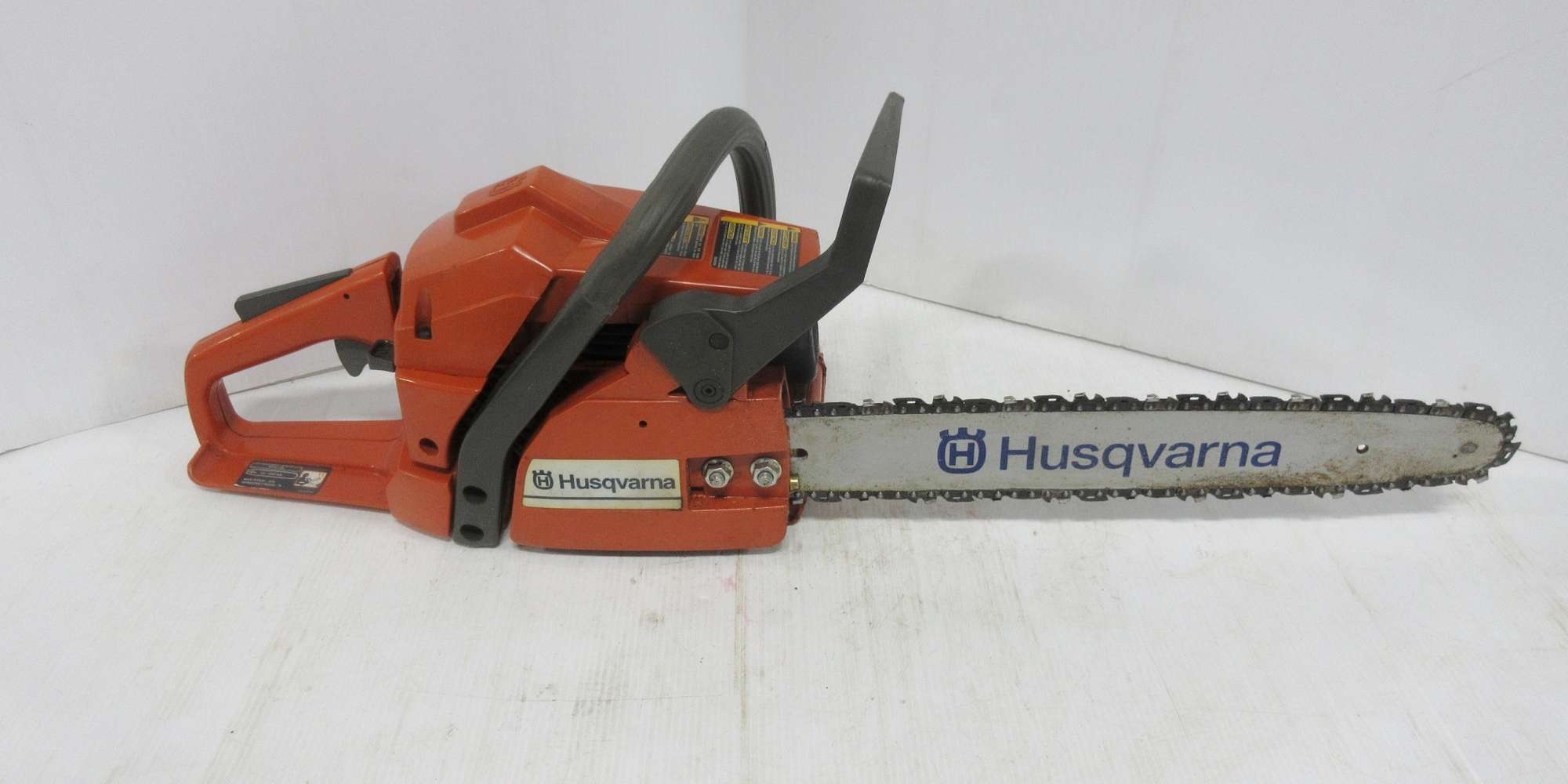 Albrecht Auctions | Husqvarna 141 Chainsaw