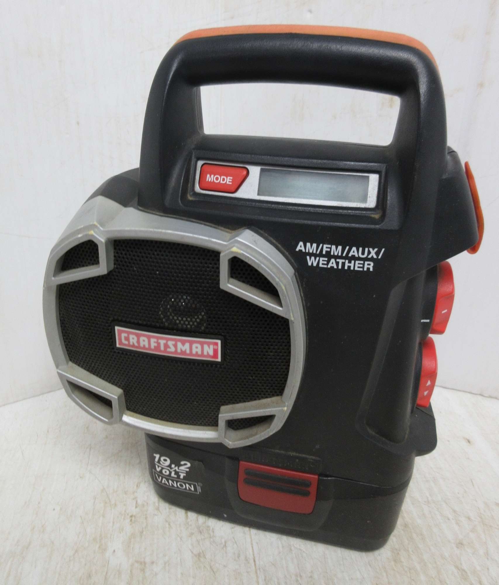 Albrecht Auctions | 19.2V Craftsman AM/FM/AUX/Weather Radio, Includes ...