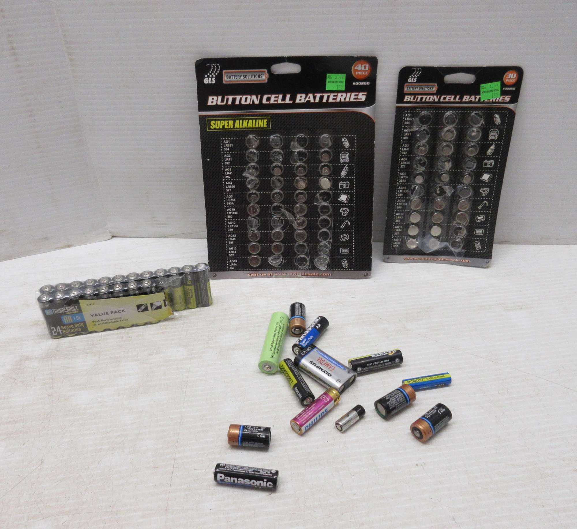 Albrecht Auctions | Assorted Batteries, New, Tested, Good; Buttons; AA ...