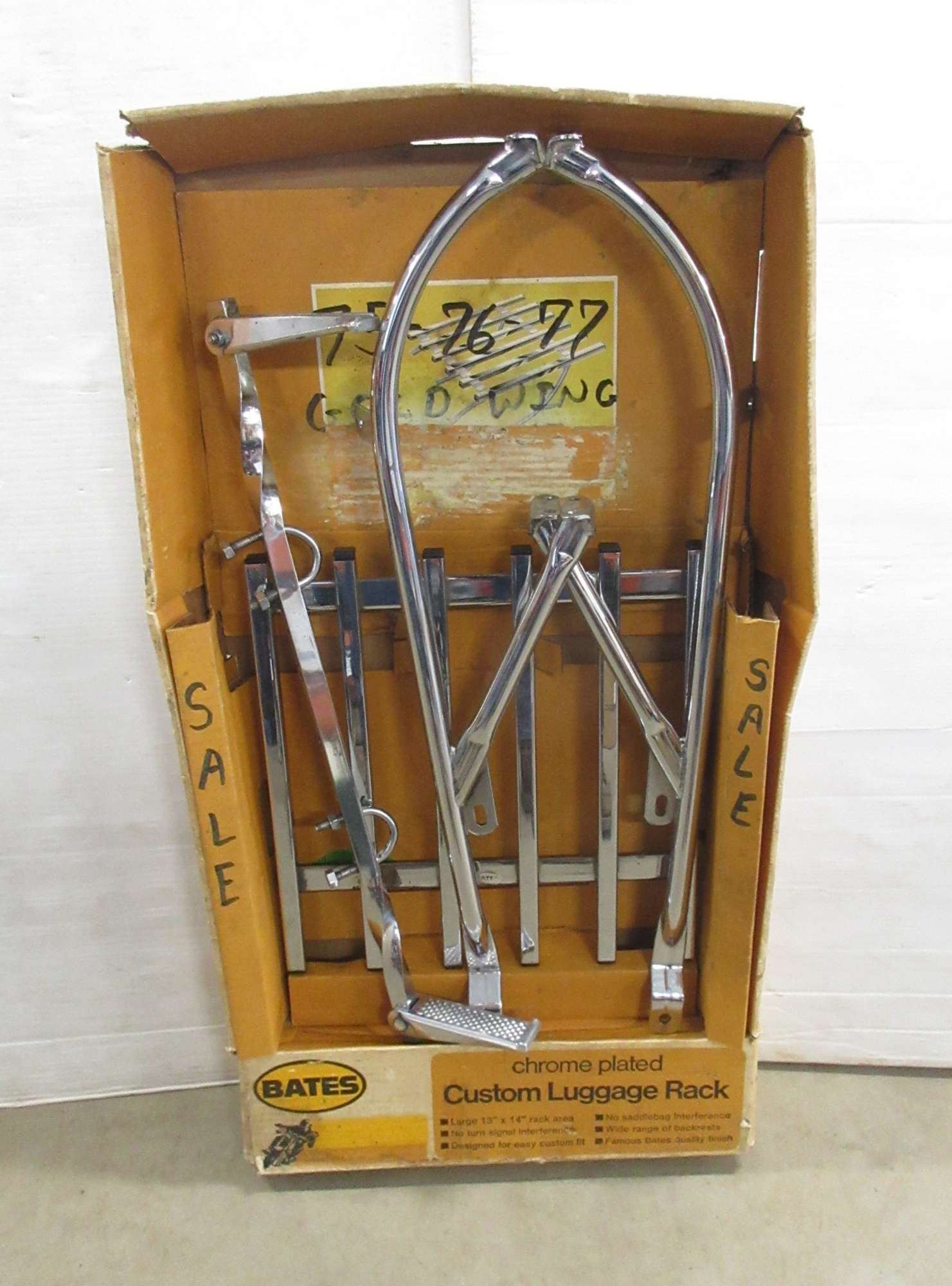 Albrecht Auctions | Bates Custom Luggage Rack